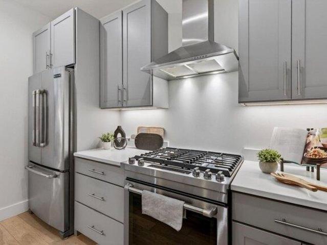 condo with 1 bedroom, Portland ME ES104078289