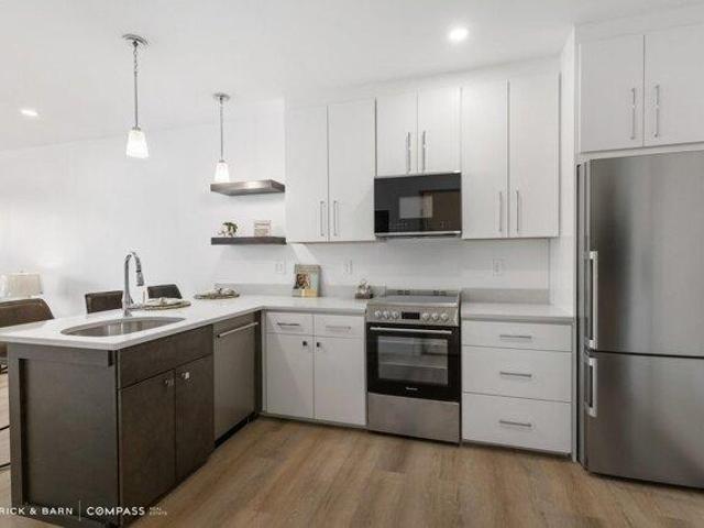 condo with 1 bedroom, Portsmouth NH ES104076012