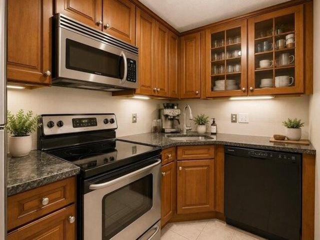 condo with 1 bedroom, Portsmouth NH ES104076243