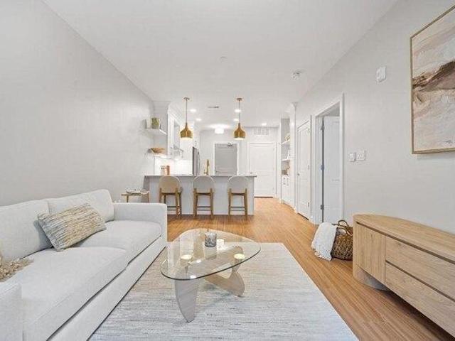 condo with 1 bedroom, Portsmouth NH ES104152859