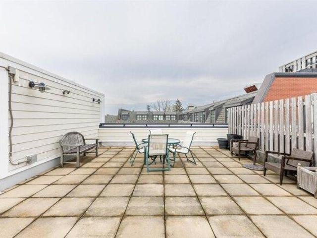 condo with 1 bedroom, Portsmouth NH ES104605272