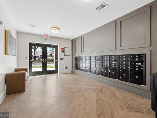 condo with 1 bedroom, Potomac MD ES104901666