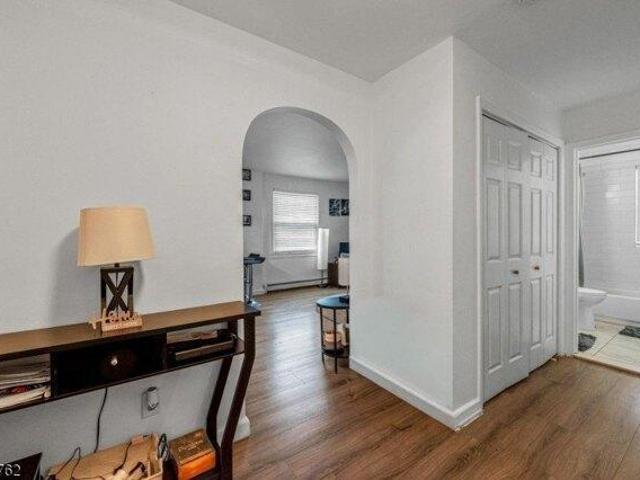 condo with 1 bedroom, Plainfield NJ ES104607770