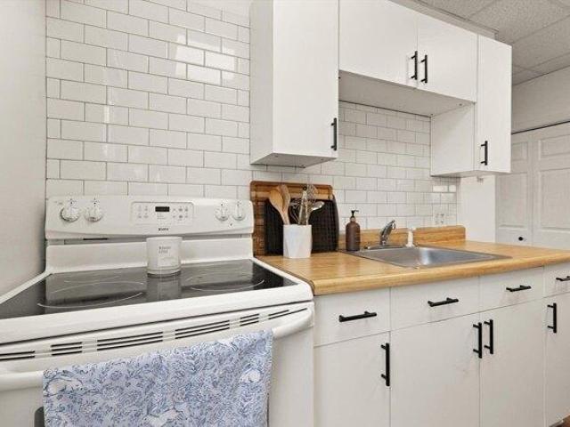 condo with 1 bedroom, Plymouth MA DLS102370338