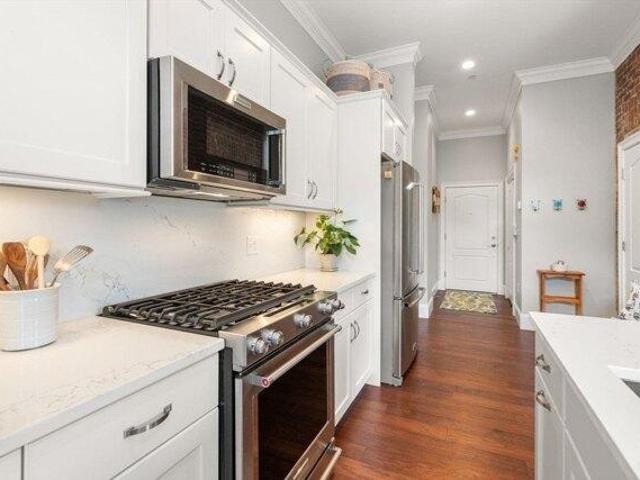 condo with 1 bedroom, Plymouth MA ES105208007
