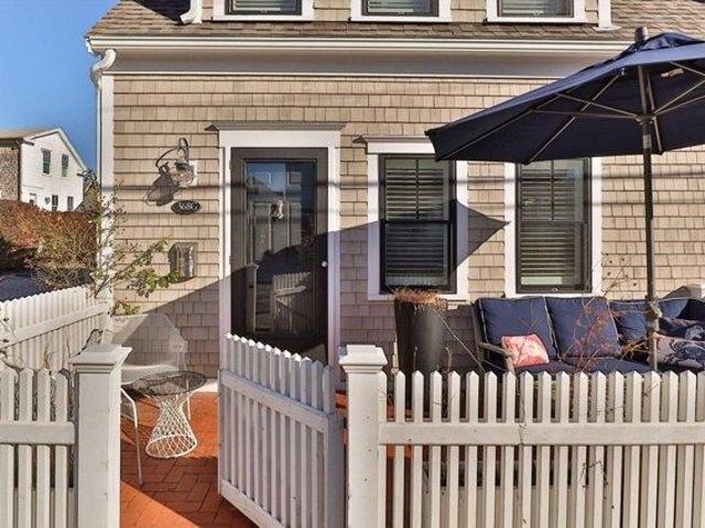 condo with 1 bedroom, Provincetown MA DLS103033571
