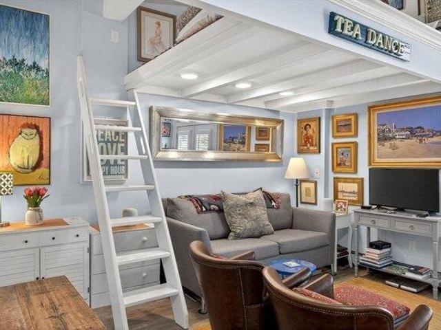 condo with 1 bedroom, Provincetown MA ES103070475