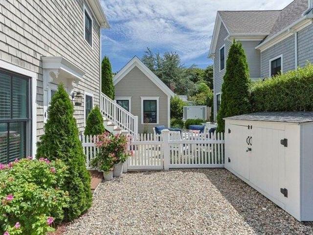 condo with 1 bedroom, Provincetown MA ES105105327
