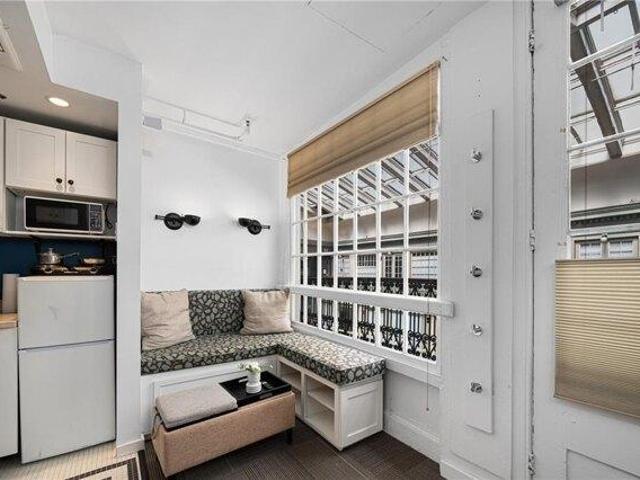 condo with 1 bedroom, Providence RI ES103432931