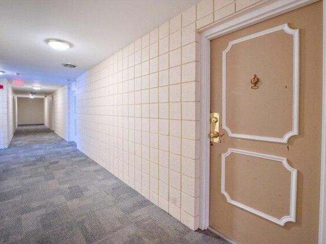 condo with 1 bedroom, Quincy MA DS102029424