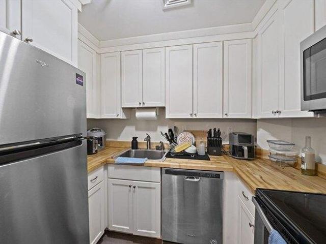 condo with 1 bedroom, Quincy MA DS103498792