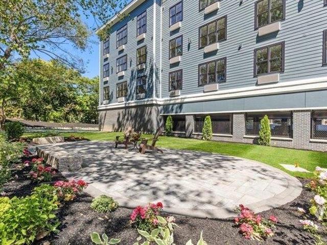 condo with 1 bedroom, Quincy MA ES103441323