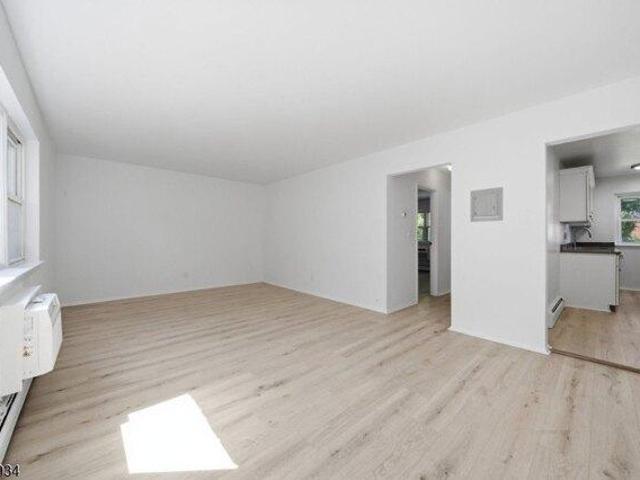condo with 1 bedroom, Ramsey NJ ES105559936