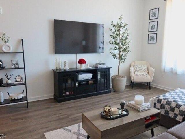 condo with 1 bedroom, Rahway NJ ES104478837