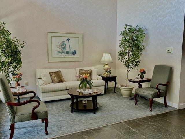 condo with 1 bedroom, Reading MA ES104010818