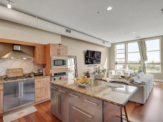 condo with 1 bedroom, Revere MA DLS102860691