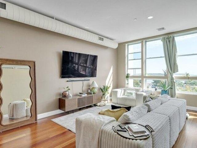 condo with 1 bedroom, Revere MA ES102860691