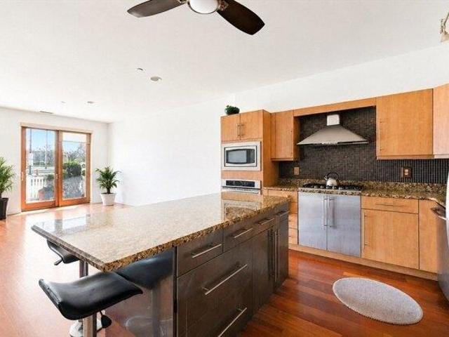 condo with 1 bedroom, Revere MA ES104810569