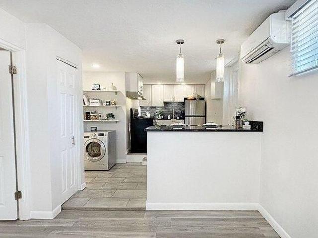 condo with 1 bedroom, Revere MA ES105117184