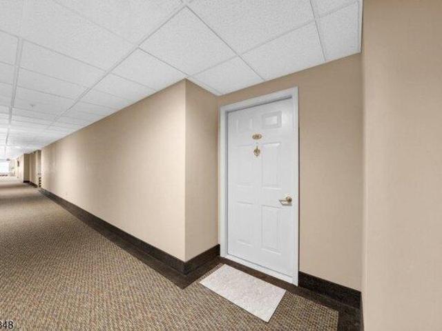 condo with 1 bedroom, Riverdale NJ ES104762321