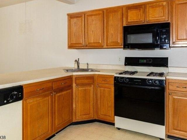 condo with 1 bedroom, Rockaway NJ DLS101800326