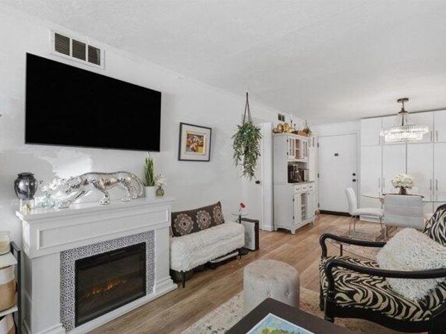 condo with 1 bedroom, Rutland MA ES104329092