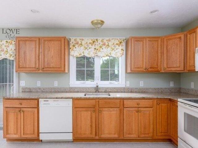 condo with 1 bedroom, Rutland MA ES105041321