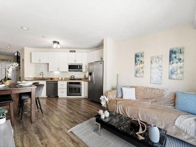 condo with 1 bedroom, San Diego CA DS89650455