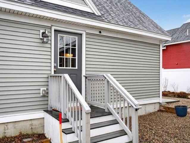 condo with 1 bedroom, Saco ME DS102444172