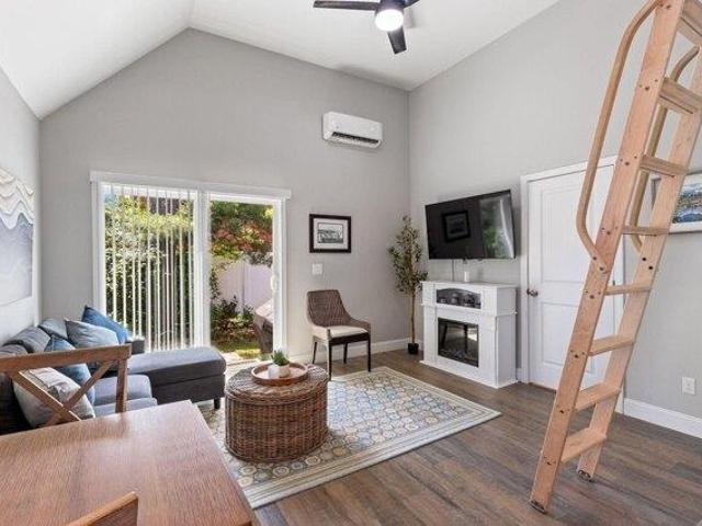 condo with 1 bedroom, Saco ME ES105107180
