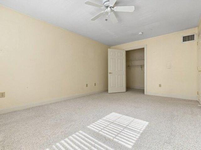 condo with 1 bedroom, Salisbury MA ES105093069