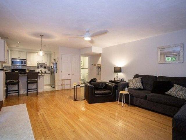 condo with 1 bedroom, Saugus MA ES105143218