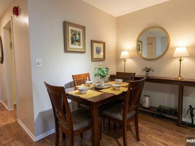 condo with 1 bedroom, Secaucus NJ DS104233754
