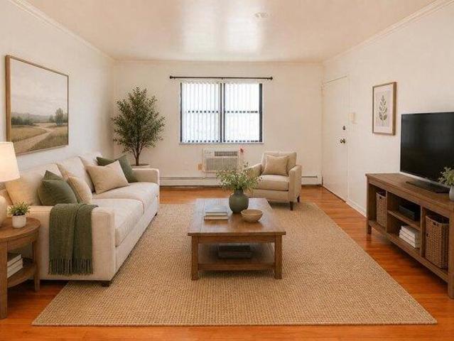 condo with 1 bedroom, Secaucus NJ ES104720801