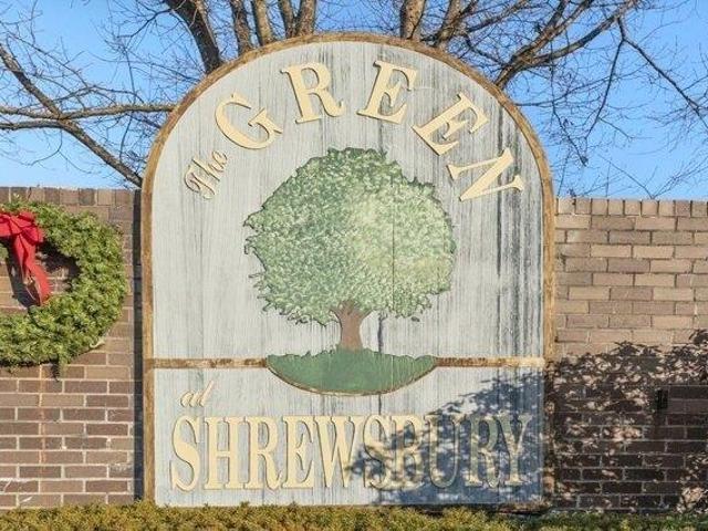 condo with 1 bedroom, Shrewsbury MA DS103037496