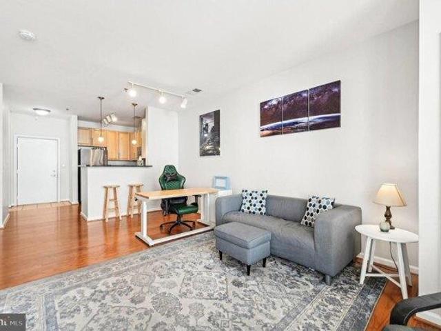 condo with 1 bedroom, Silver Spring MD ES103602361