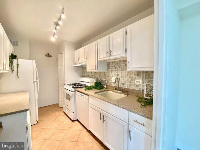 condo with 1 bedroom, Silver Spring MD ES103627335
