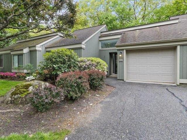 condo with 1 bedroom, Somers NY DS102564014