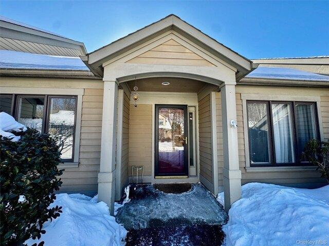 condo with 1 bedroom, Somers NY DS102318574