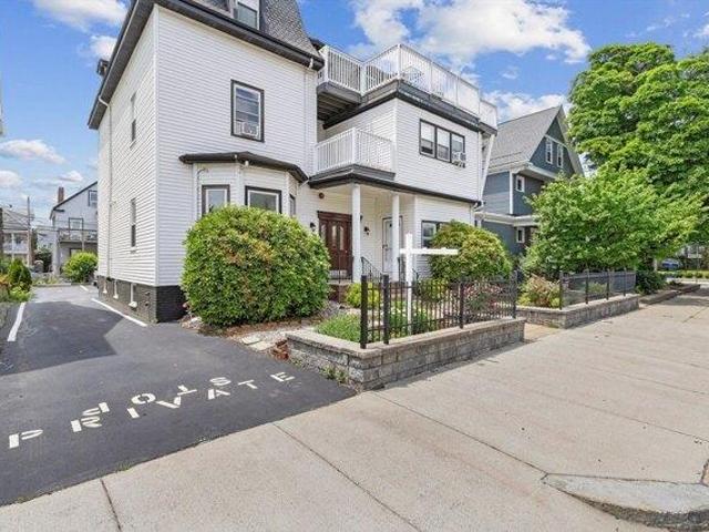 condo with 1 bedroom, Somerville MA ES104760411