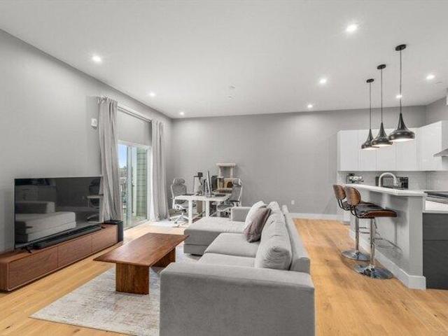 condo with 1 bedroom, Somerville MA ES104835402