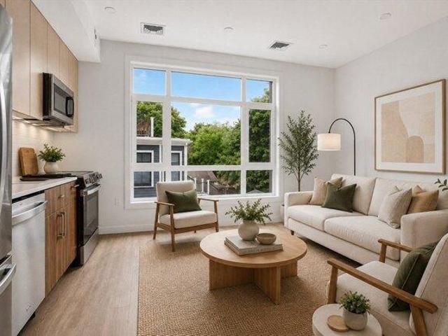 condo with 1 bedroom, Somerville MA ES105230299