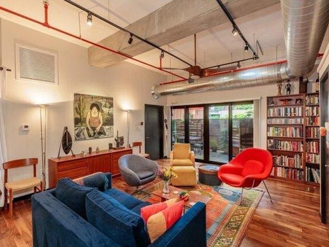 condo with 1 bedroom, Somerville MA ES105232043