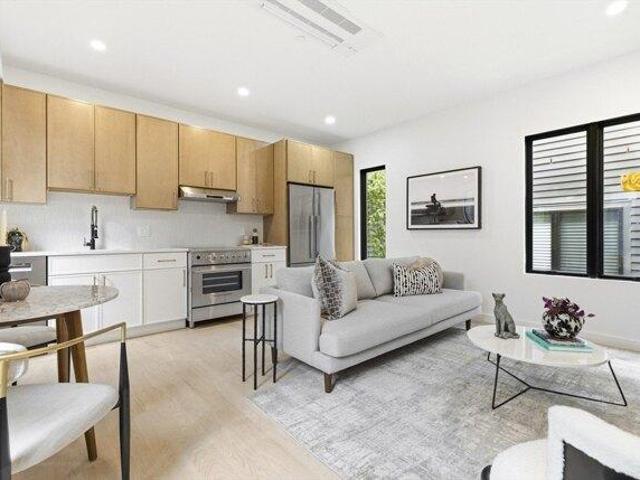 condo with 1 bedroom, Somerville MA ES103887708