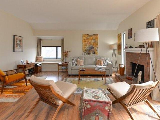 condo with 1 bedroom, Southbury CT ES103069259