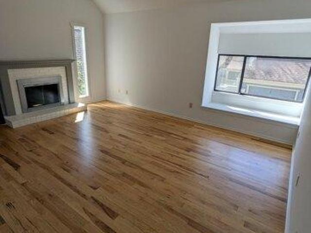 condo with 1 bedroom, Southbury CT ES103070188