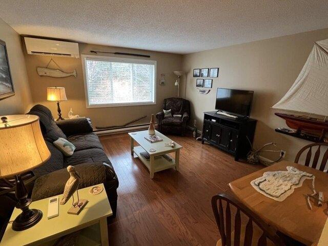 condo with 1 bedroom, Southwest Harbor ME ES103247399
