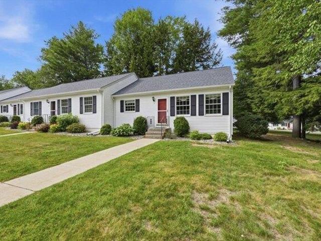 condo with 1 bedroom, Southwick MA ES103709676