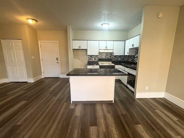 condo with 1 bedroom, Springfield MA ES103970225