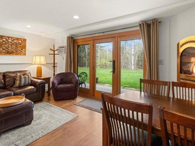 condo with 1 bedroom, Stowe VT ES105112833